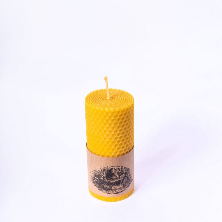 Beeswax Short Cylindrical Candle B512 – Boyle Craft Shop